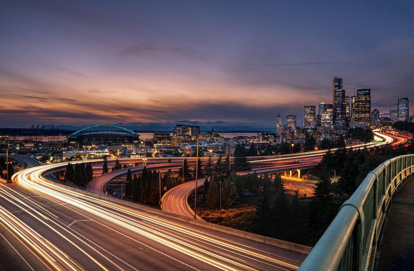 C-V2X Use Cases Volume II: Examples and Service Level Requirements - 5GAA