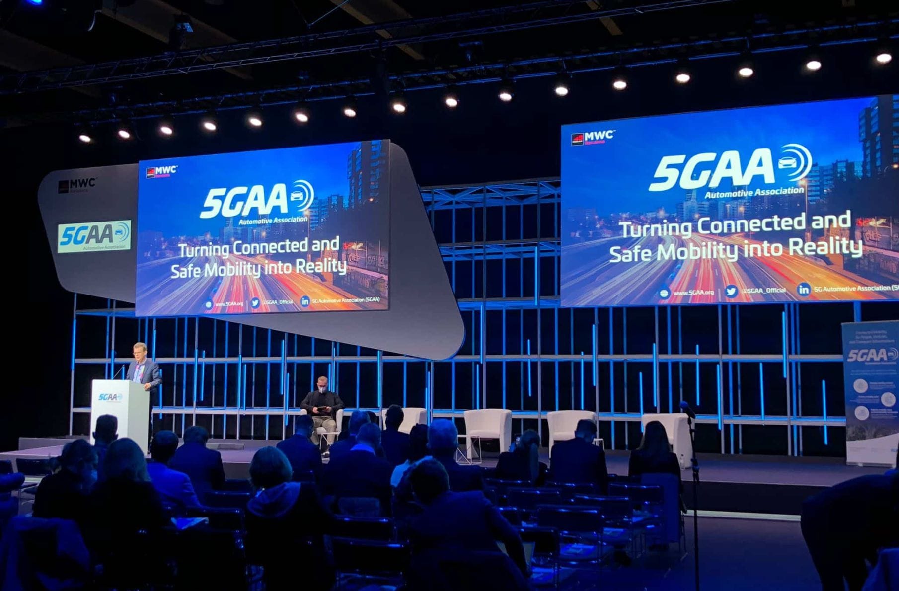 5GAA discusses how C-V2X turns Connected and Safe Mobility into Reality ...